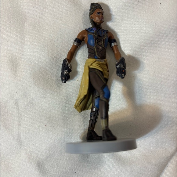 Toys | Shuri Disney Marvel Black Panther Wakanda Pvc Toy Playset Figure ...